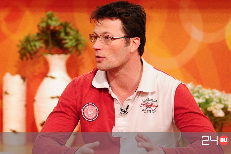 Sokba került a mentősöknek Stohl Buci motorja | 24.hu