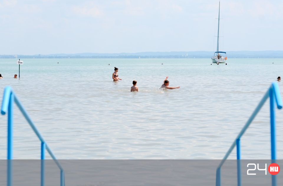 Tilos a Dunában fürdeni | 24.hu