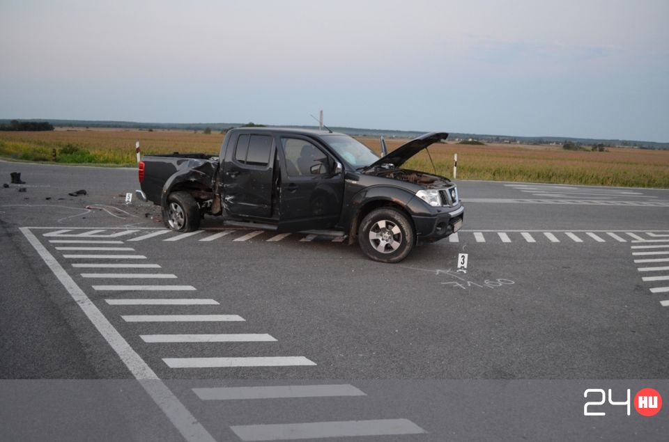 Túl van az életveszélyen az elgázolt motoros | 24.hu