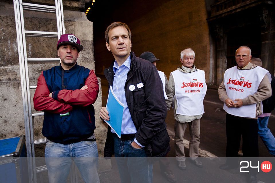 Dopeman csak Orbán fejét mentette | 24.hu