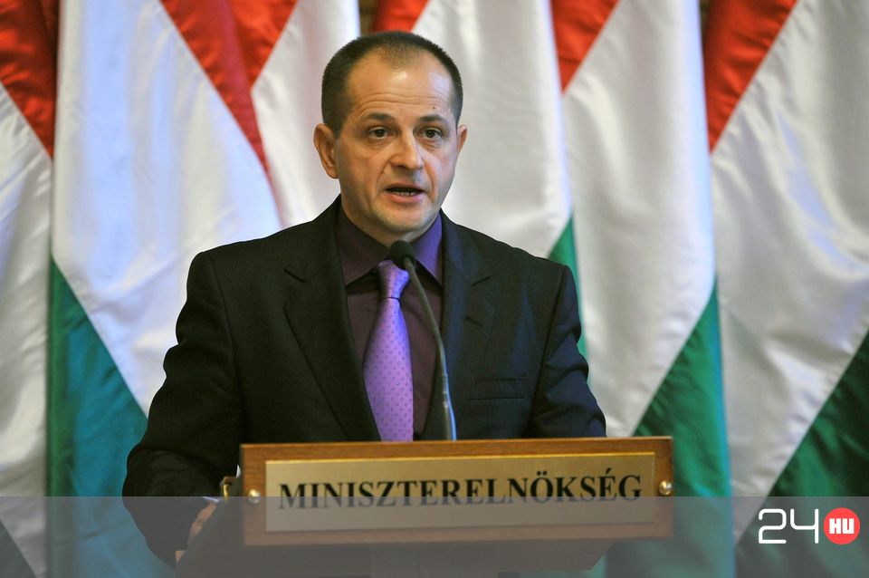 Tanyaroadshow-t jelentett be Budai Gyula | 24.hu