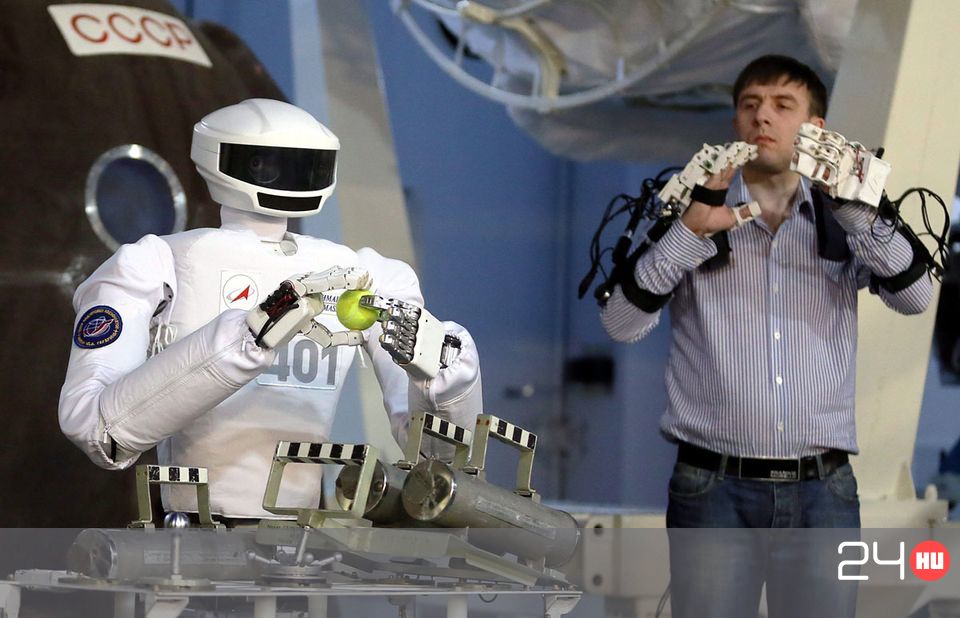 Humanoid űrrobotot fejlesztettek az oroszok | 24.hu