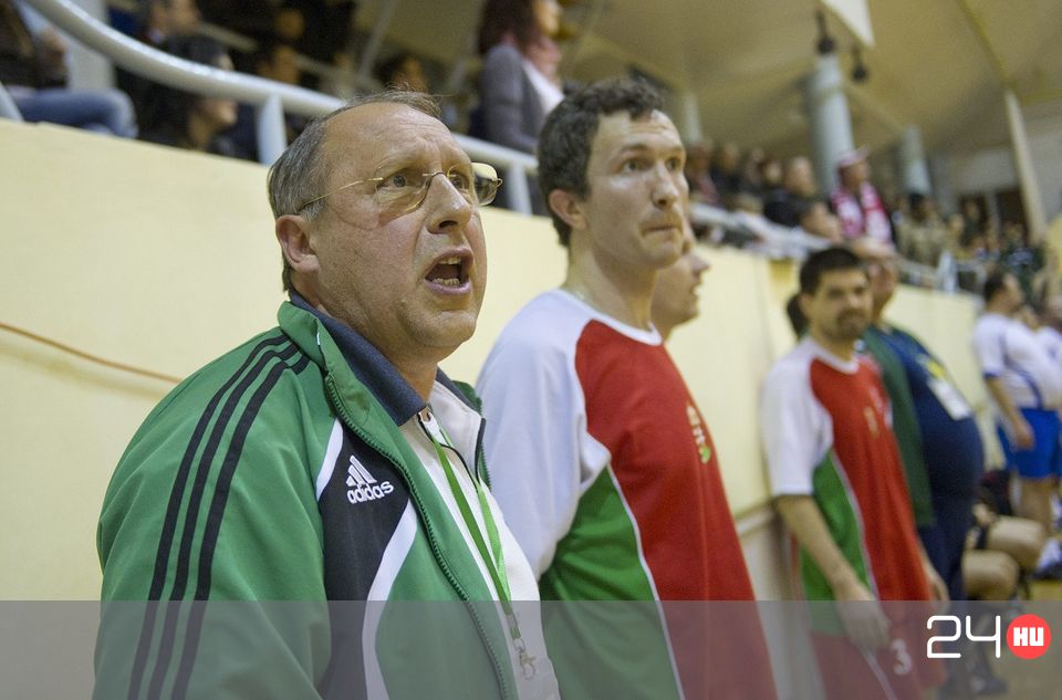 "Valami nem stimmel a magyar ifjúsággal" | 24.hu