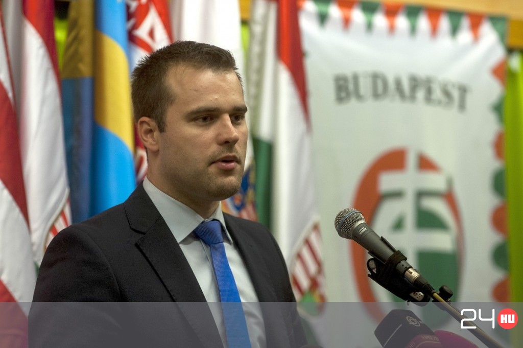 Staudt Gábor is beadta hivatalos lemondását | 24.hu