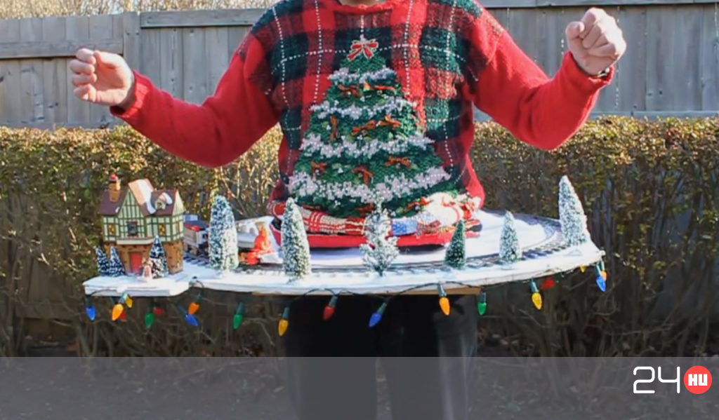 Itt a 2017-es giccses karácsonyi divat | 24.hu