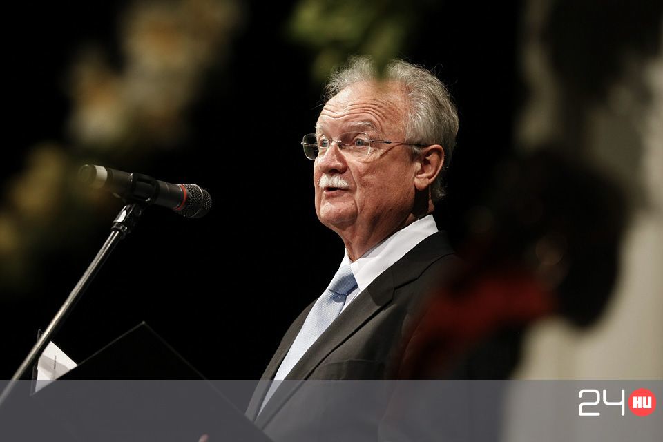 Balázs Péter is bekerült a POSZT zsűrijébe | 24.hu