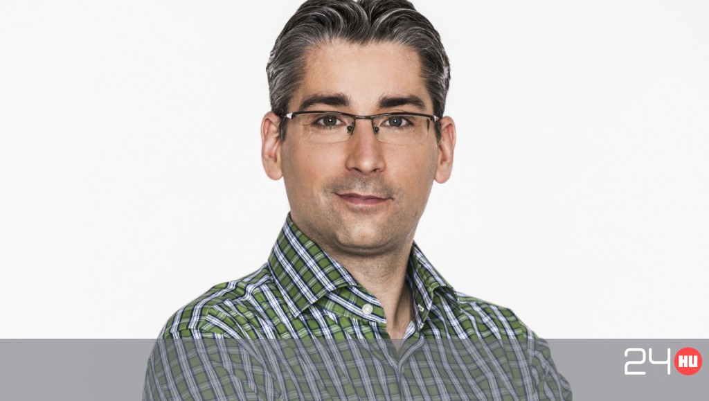 Azurák Csaba: "A híradós is emberből van" | 24.hu
