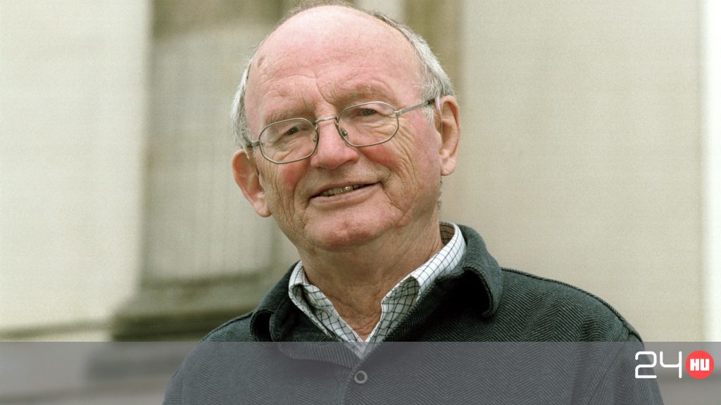 Meghalt Hermann Kant | 24.hu