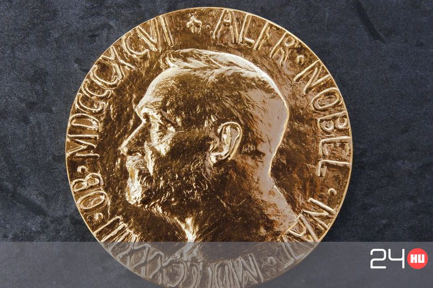 Két magyar az irodalmi Nobel-díj esélyesei között | 24.hu