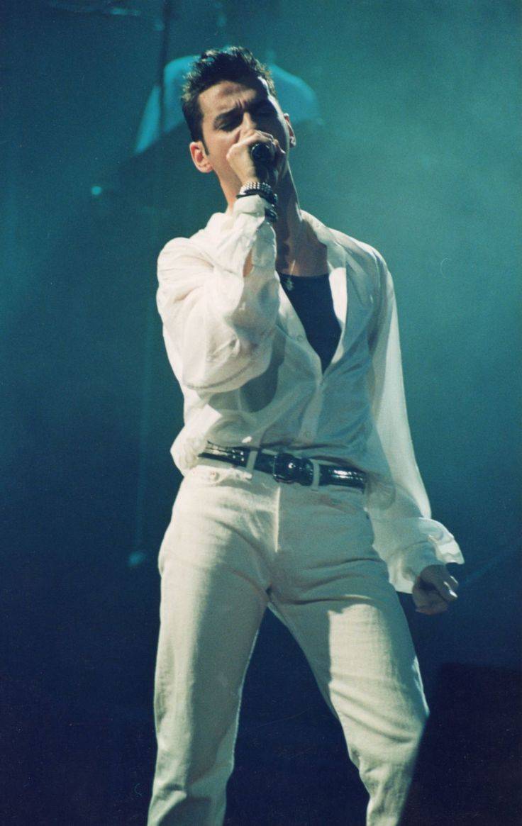 Dave Gahan még 55 évesen is leolvasztja a Depeche Mode-fanok ...