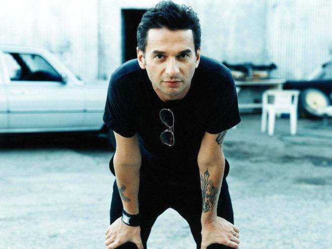Dave Gahan még 55 évesen is leolvasztja a Depeche Mode-fanok ...
