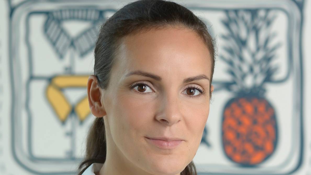 Az Origótól igazolt vezetőt a Jófogás | 24.hu