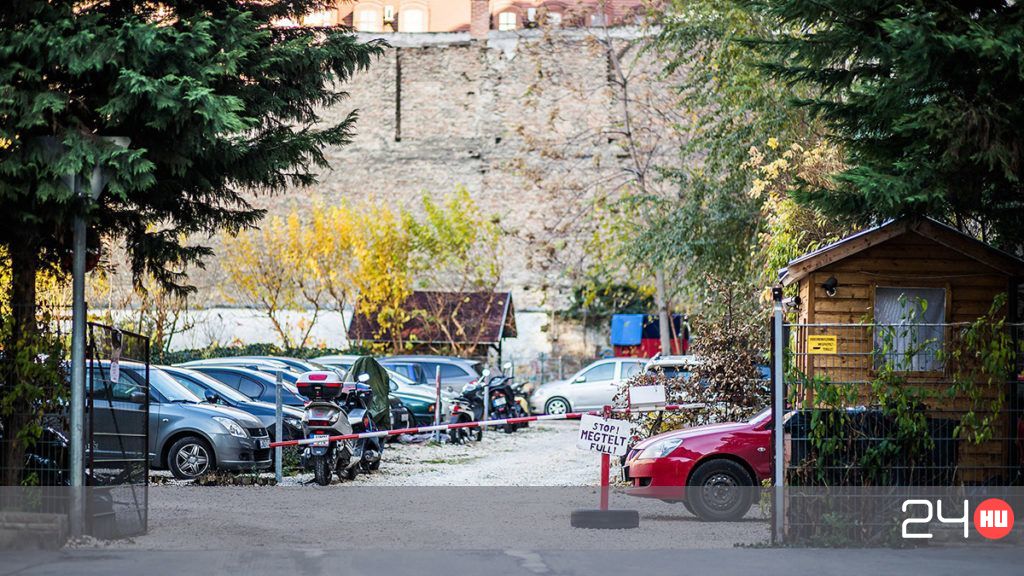 Jordán hotelkirálynál landolt a telek, amit még Rogán adott el | 24.hu