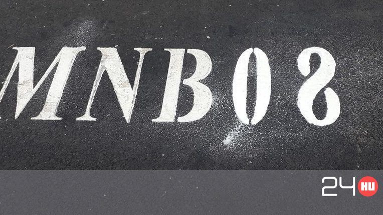 Így néz ki Matolcsyék unortodox 8-asa | 24.hu