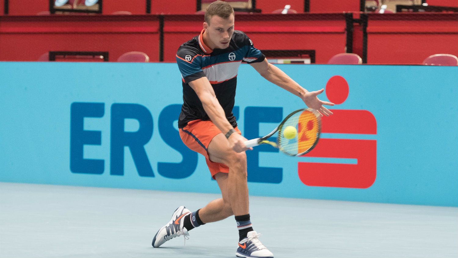 Fucsovics maratoni őrület után maradt le a bécsi elődöntőről | 24.hu