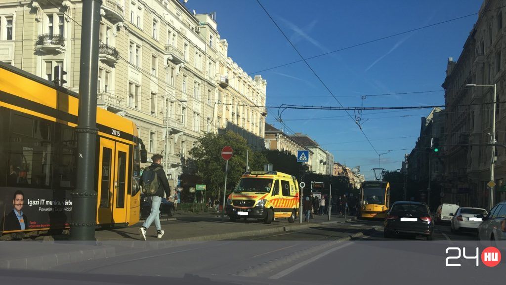 Nem járt a 4-es és 6-os villamos a Széll Kálmán tér és az Oktogon között | 24.hu