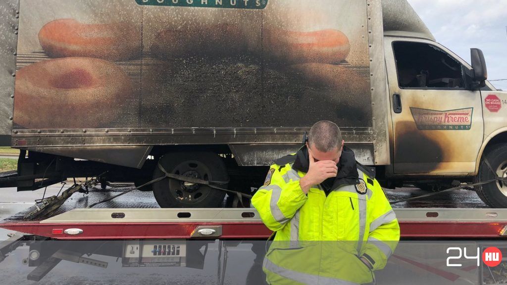 Kigyulladt fánkosautót síratnak az amerikai rendőrök | 24.hu