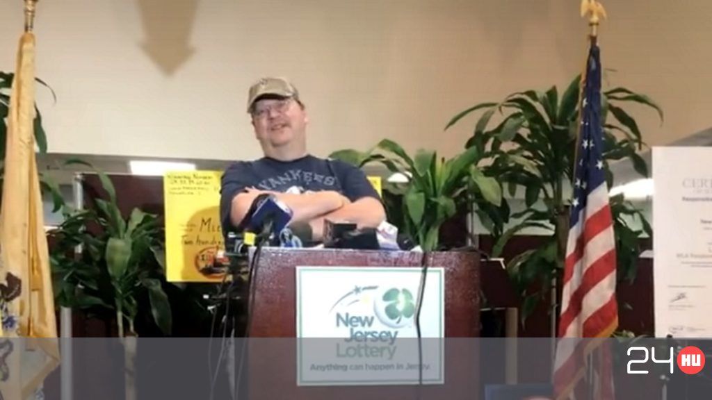 Milliárdos lett a munkanélküli, aki a boltban felejtette a ...