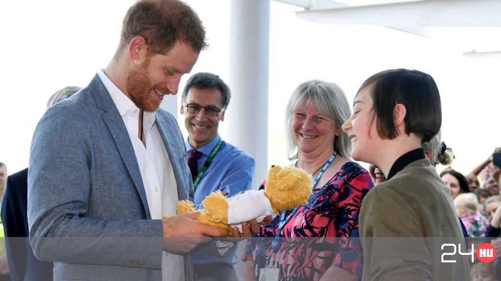 Ajándékot kapott Archie Harrison, amitől teljesen elolvadt Harry herceg ...