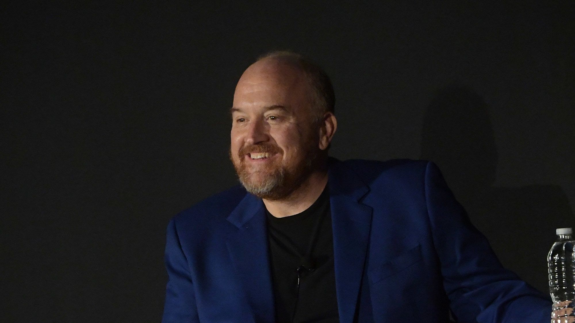 Újra Budapesten lép fel Louis C.K. | 24.hu
