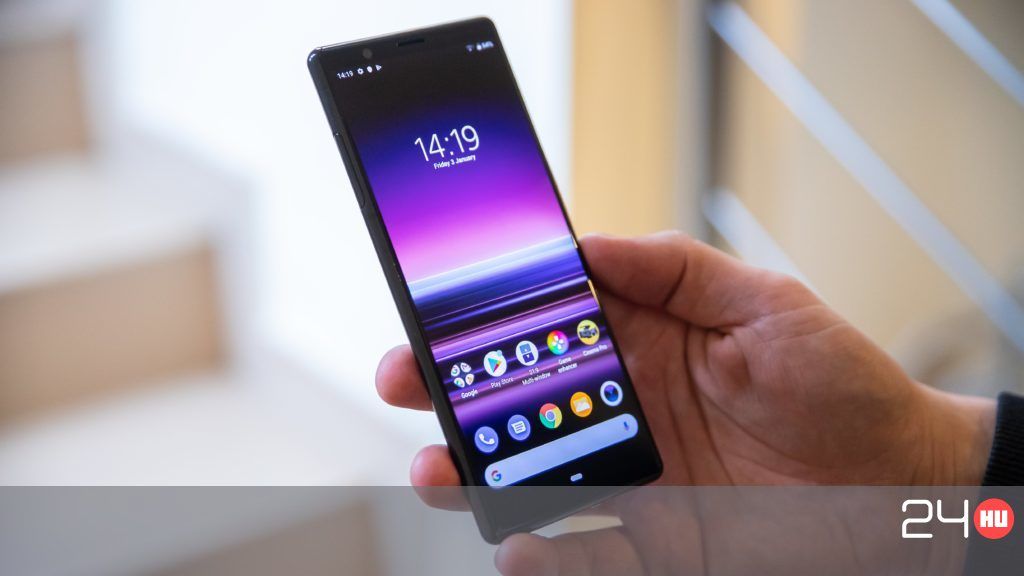Gyönyörű a Sony telefonja, de használni még mindig elég macerás | 24.hu