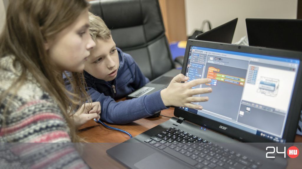 Ezekre érdemes figyelni, ha távoktatásban tanul a gyerek | 24.hu