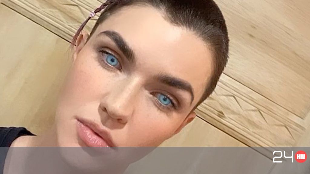 Ruby Rose új, borotvált frizurájával villantott egy Kozso tincset | 24.hu
