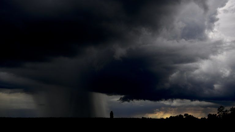 Durva volt a péntek éjszakai vihar | 24.hu