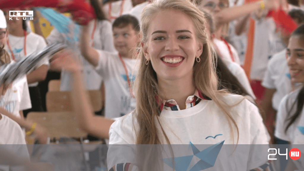 Rácz Zsófia faképnél hagyta az RTL Híradó riporterét | 24.hu