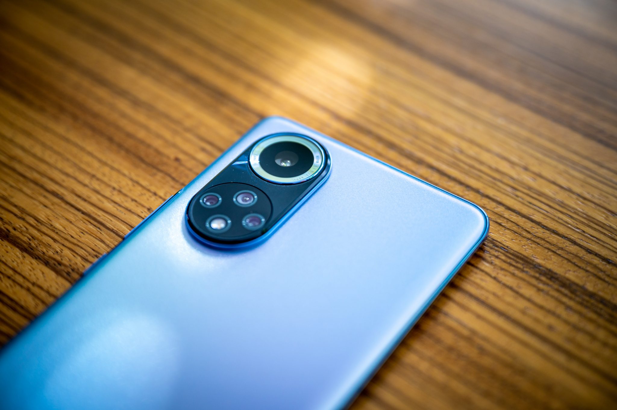 Huawei Nova 9: ki fogja ezt a telefont megvenni? | 24.hu