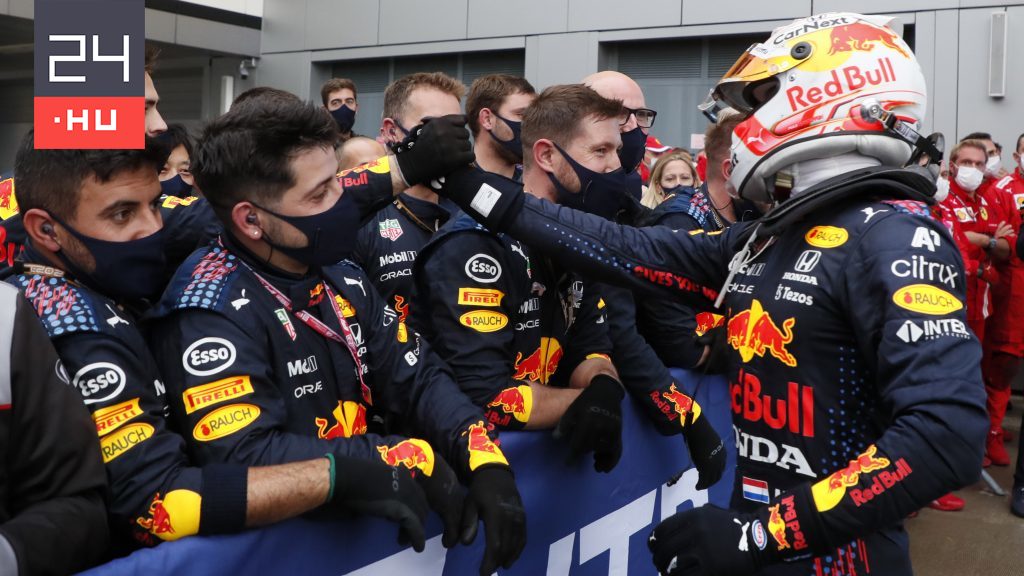 Egy Forma-1-es csapat is már a Facebook leállásával poénkodik | 24.hu