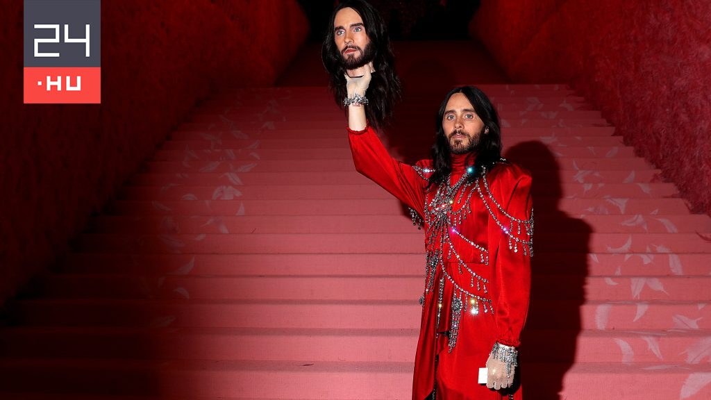 Saját fejével a hóna alatt jár gálázni az átalakulóművész – ötvenéves ...