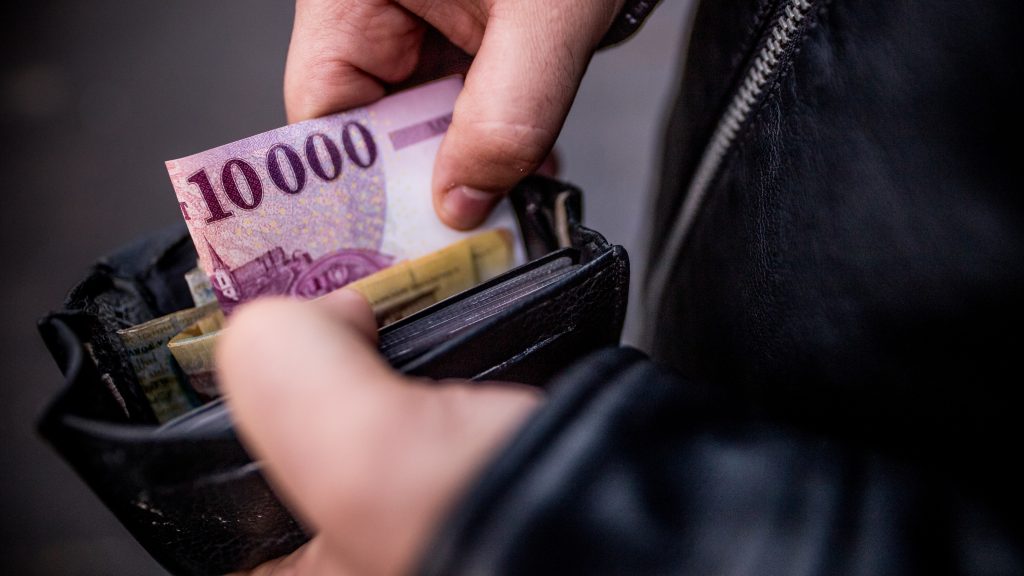 Brutt 480 Ezer Forint Feletti tlagb rt Mutat Ki A Statisztikai Brutt 480 Ezer Forint Feletti tlagb rt Mutat Ki A Statisztikai