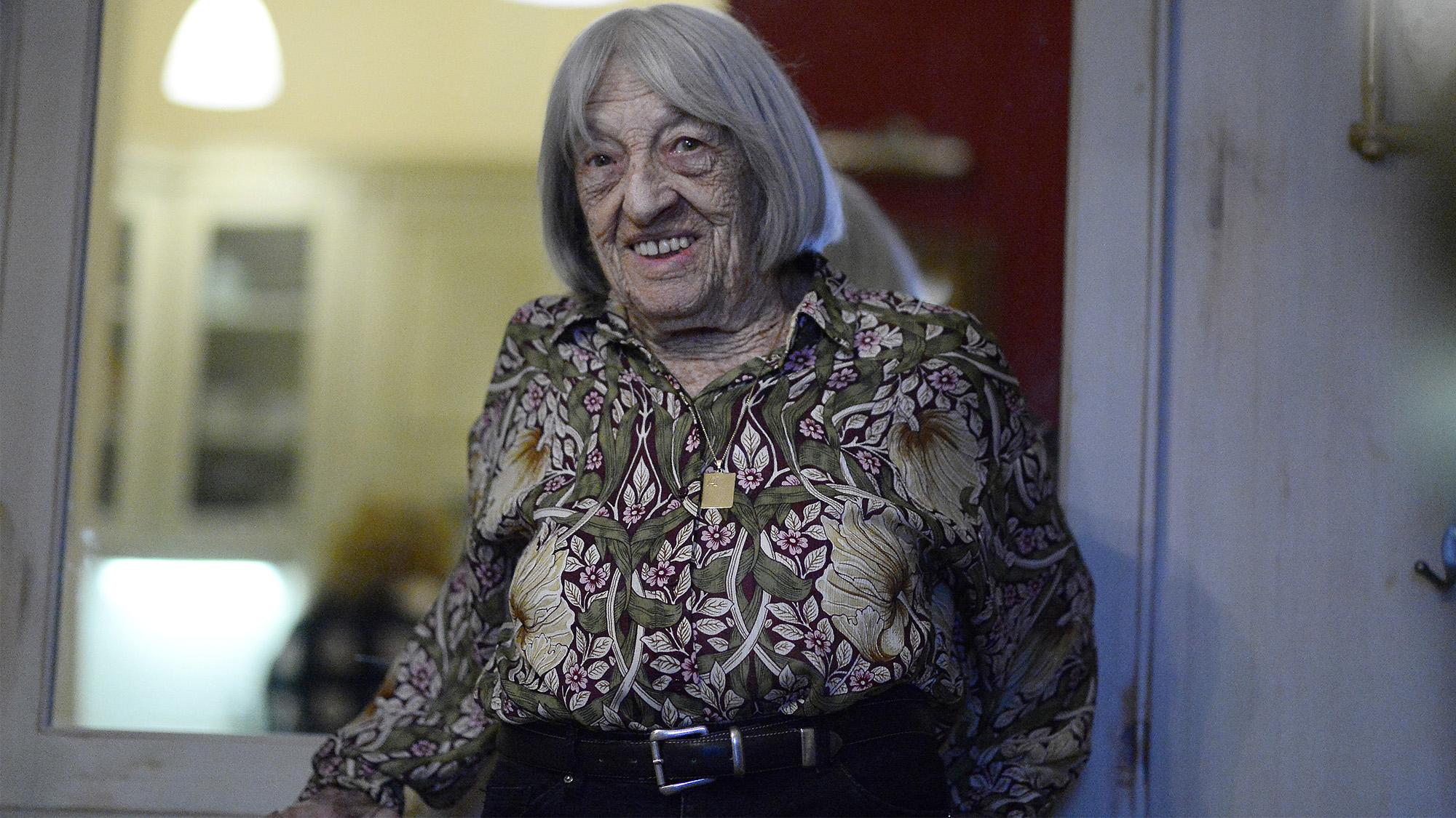 Gyarmati Andrea: Nyolcvansok éves asszony csusszant le előttem egyetlen ...