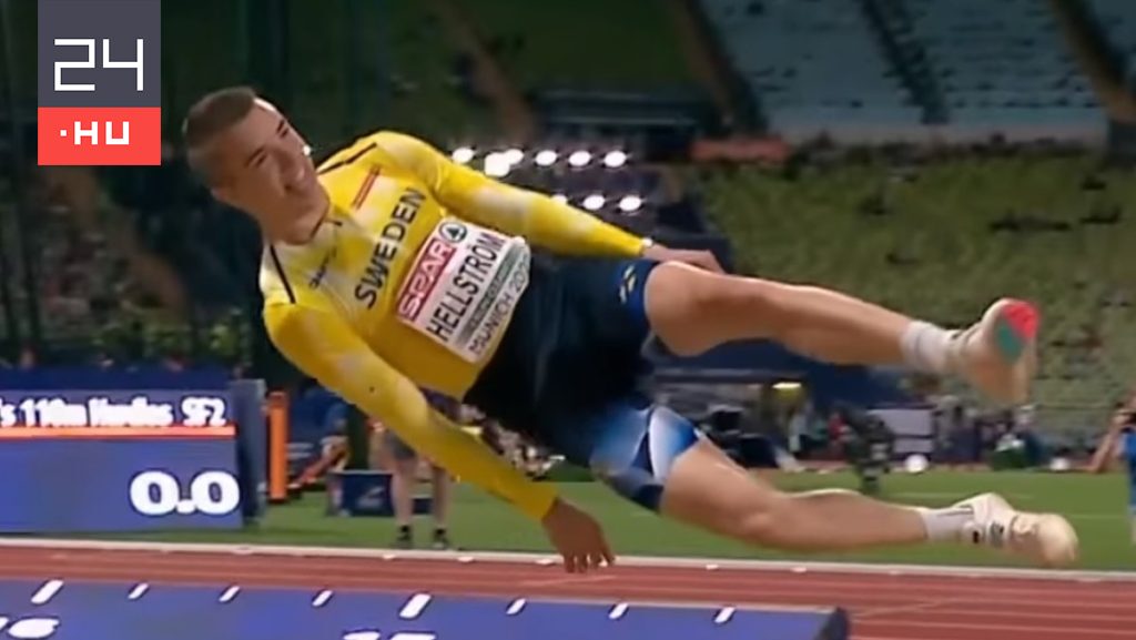 Háttal zuhant a homokba a hármasugró, de jót derült rajta | 24.hu