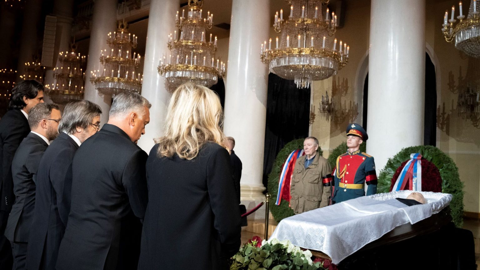 Orbán Viktor: Isten nyugosztalja Mihail Gorbacsovot! | 24.hu