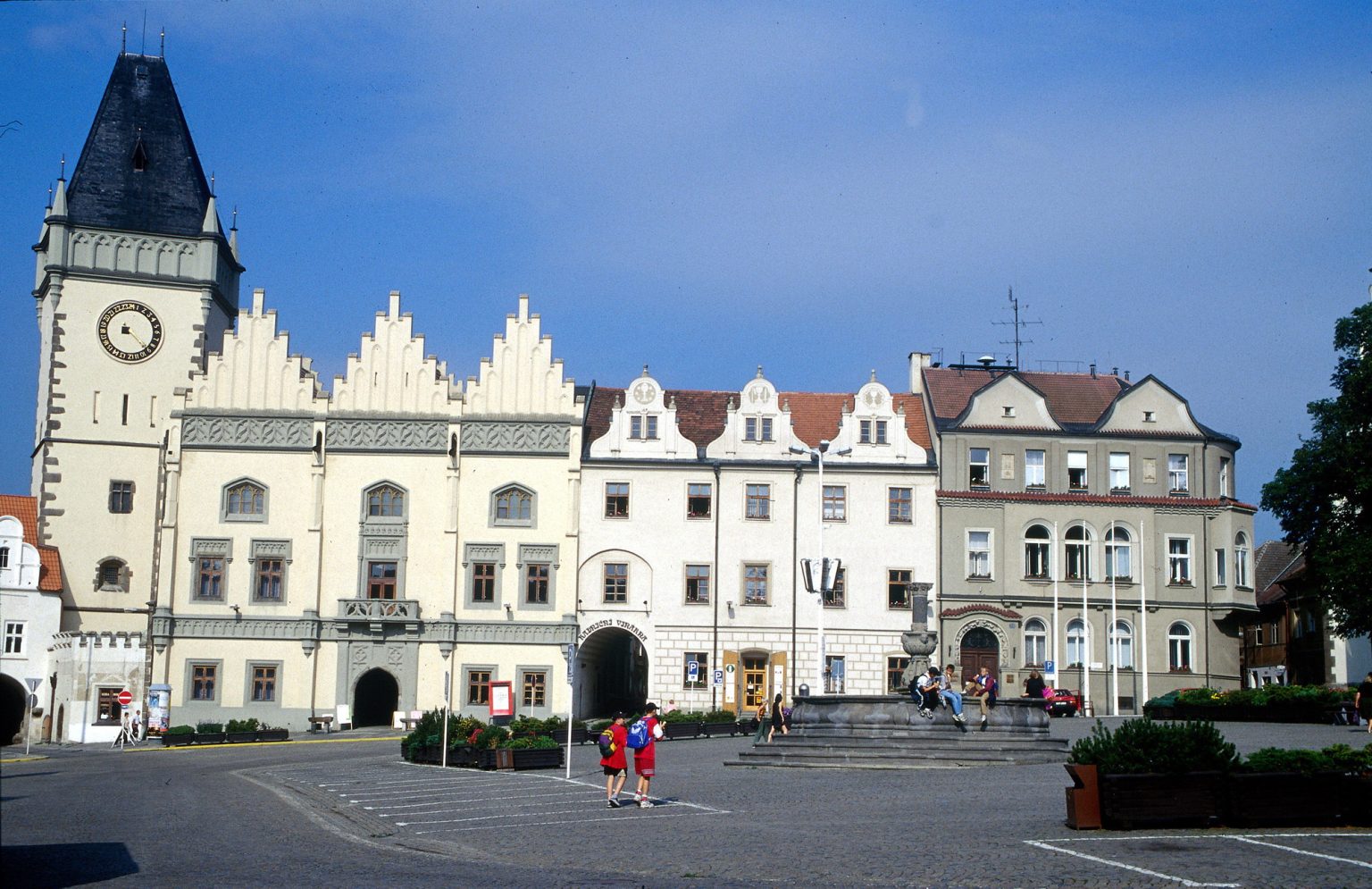 A félszemű hadvezér, aki puszta kézzel vert agyon szerzeteseket | 24.hu