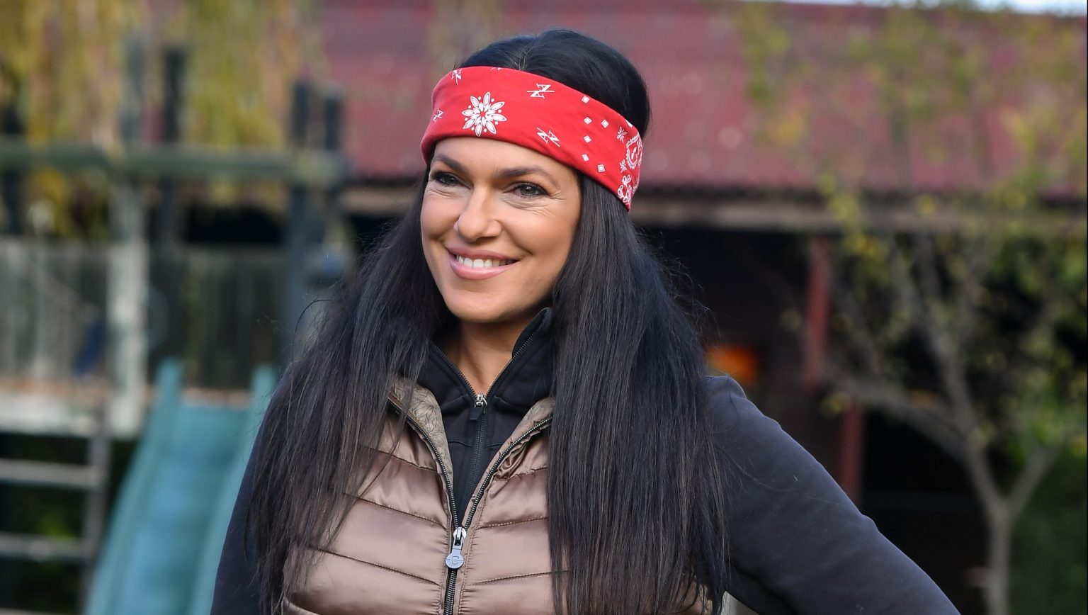 Bódi Sylvi dézsafürdőben, kakaskukorékolással köszöntötte az újévet | 24.hu