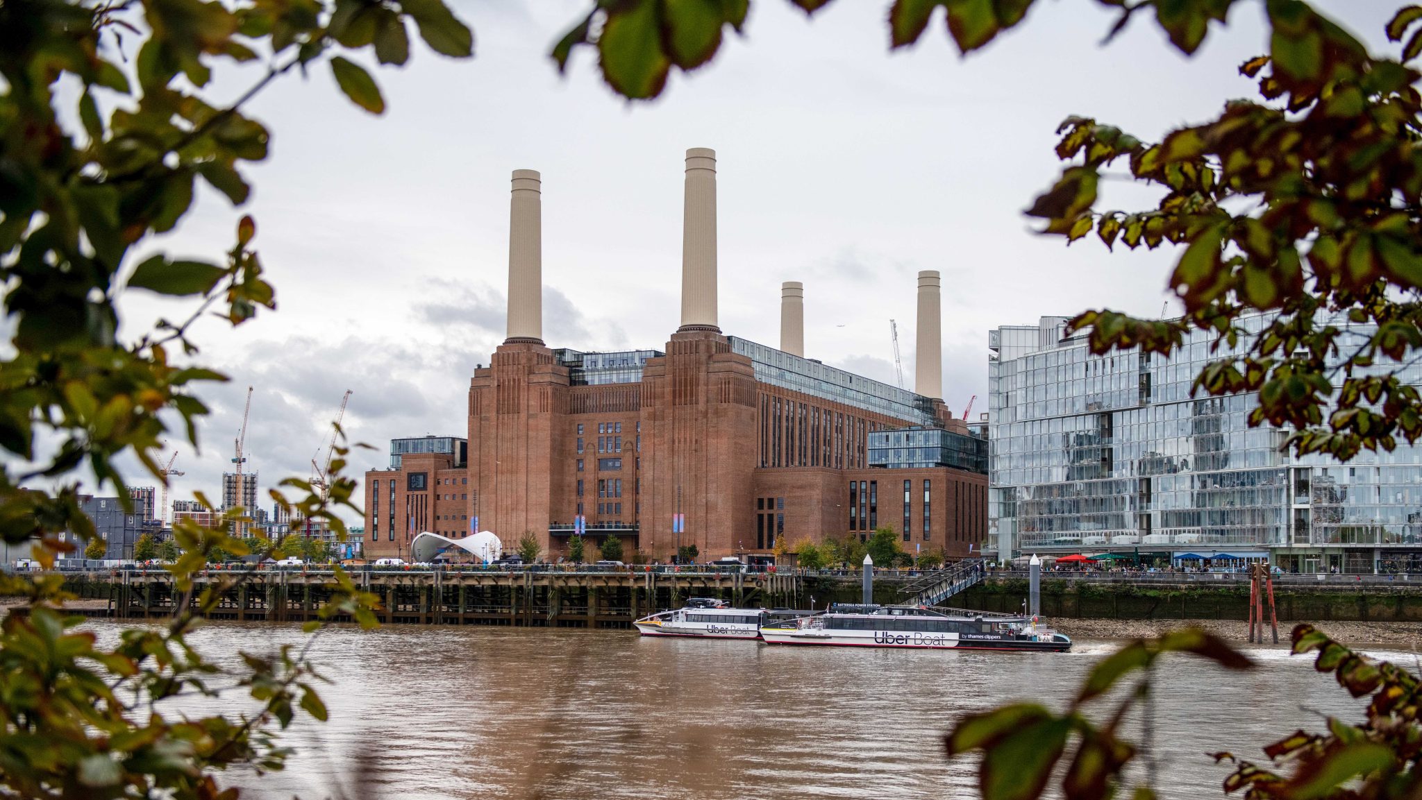 London kultikus erőművében kis híján valósággá vált a Charlie és a csokigyár jelenete | 24.hu