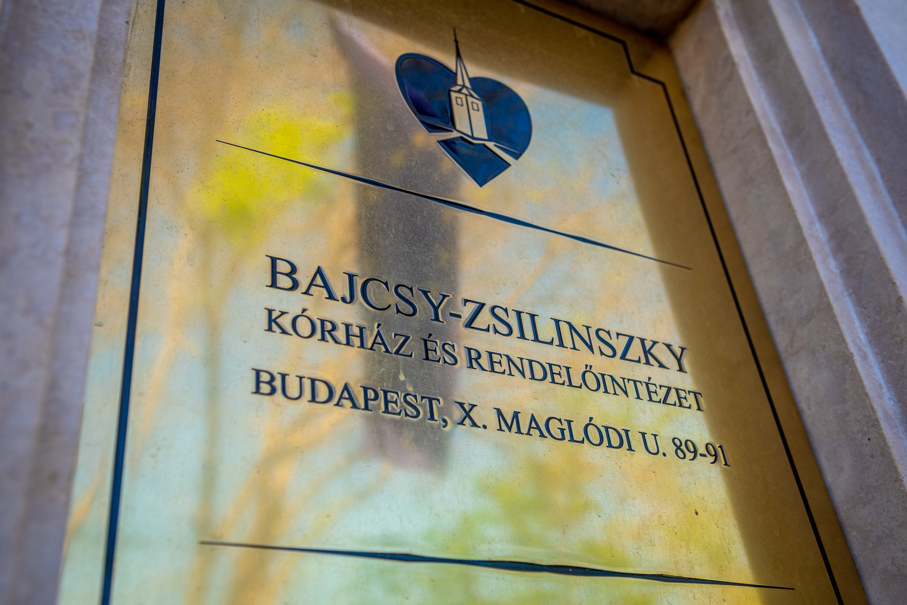 Egy ideig nem lehet kísérő a szülő nők mellett a Bajcsy-Zsilinszky ...