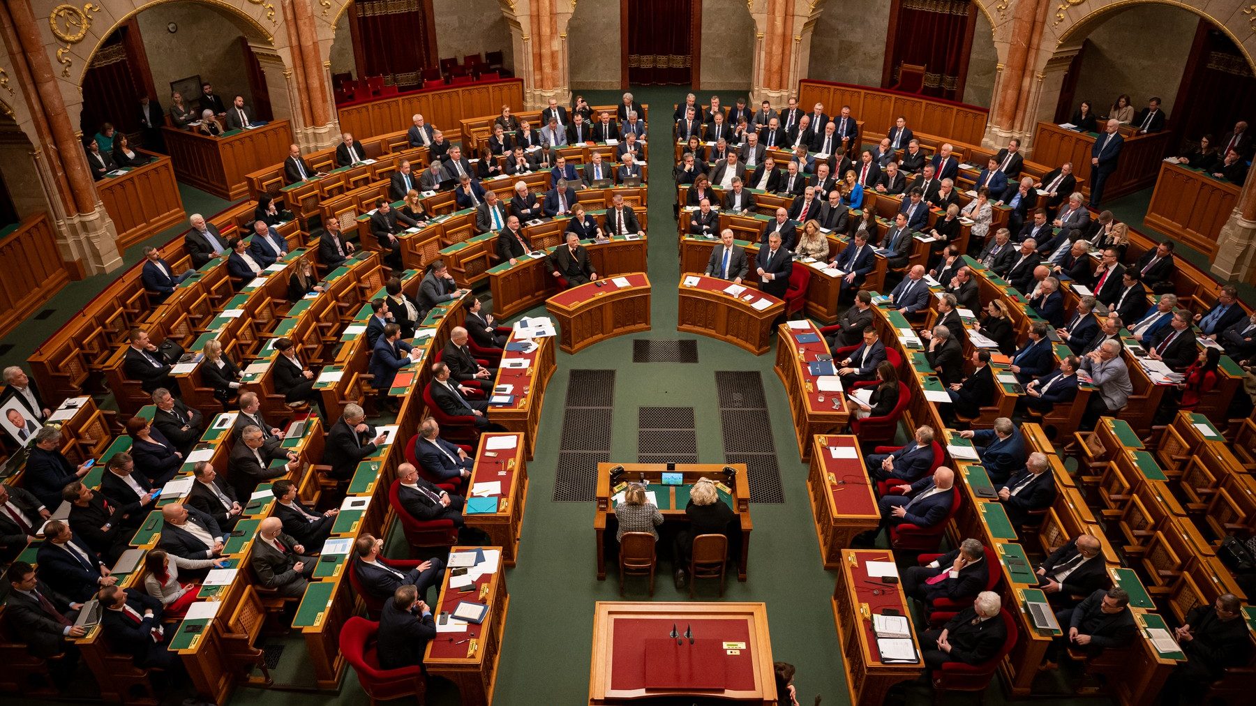 A Fidesz-frakció is megerősítette: március 31-én szavaz a parlament a ...