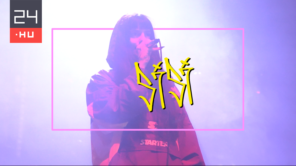 "Ami éppen jön, azt nyomom" – egy zárkózott tatabányai lány berobbant ...