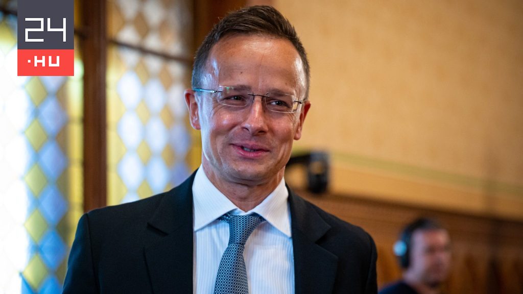 Szijjártó Péter útitársa helyettes államtitkár lett | 24.hu