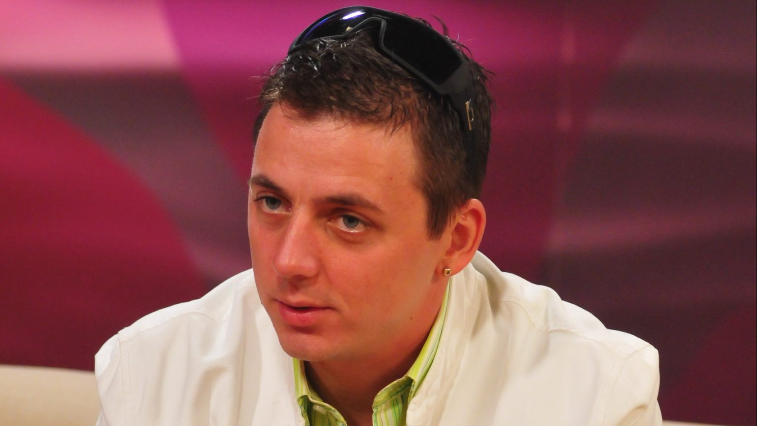 Zámbó Szebasztián megnősült, élő videóval jelentkezett be követőinek az ...