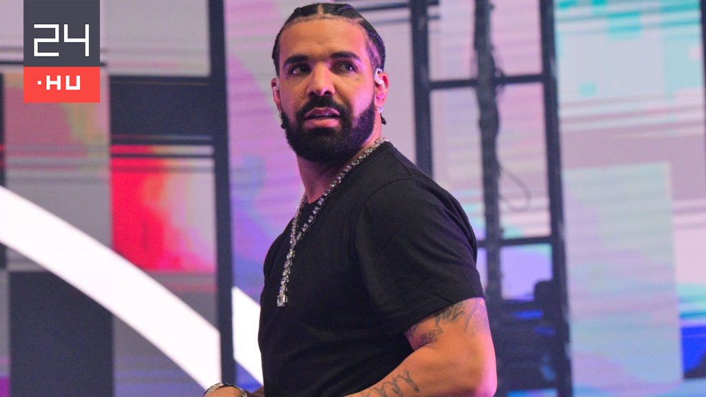Ezúttal Drake-et dobták meg a színpadon, a változatosság kedvéért ...