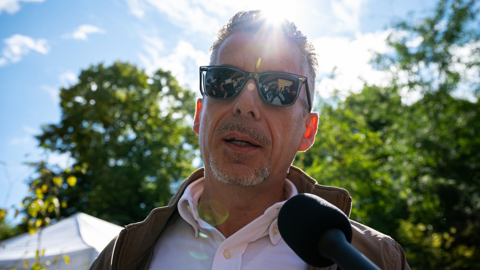 Végleg bezár Rákay Philip Balaton-felvidéki étterme | 24.hu