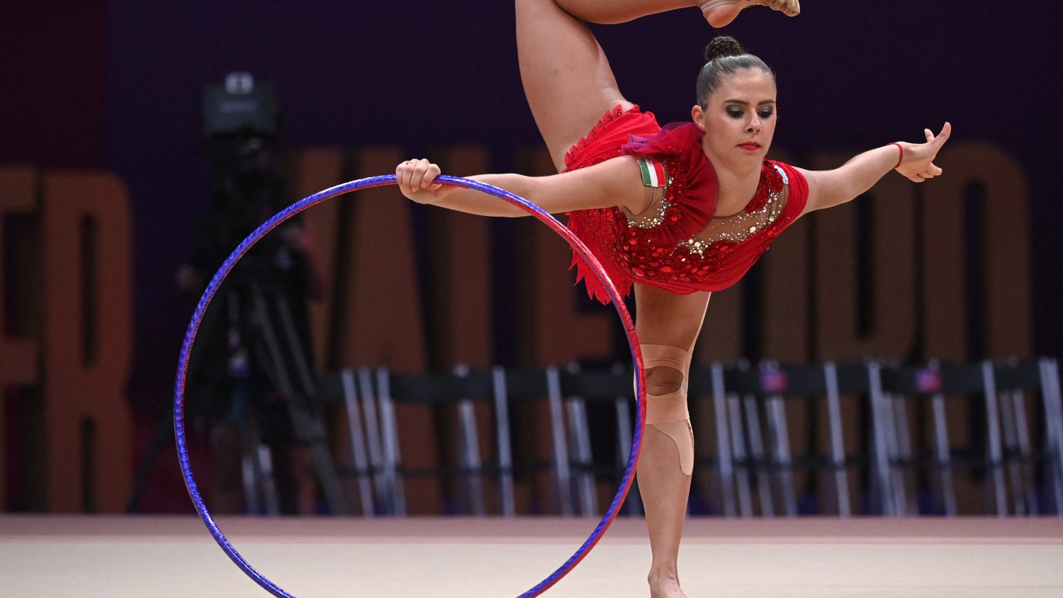 Pigniczki Fanni 16. hellyel zárt, történelmi német söprés az rg-vb-n ...