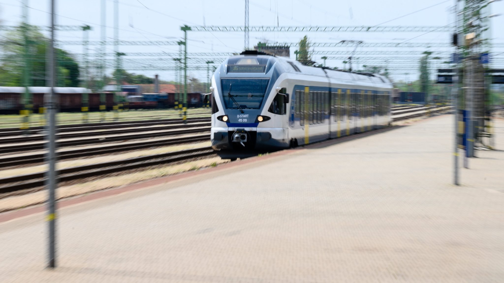 Megbénult a vasúti közlekedés Székesfehérvár környékén | 24.hu