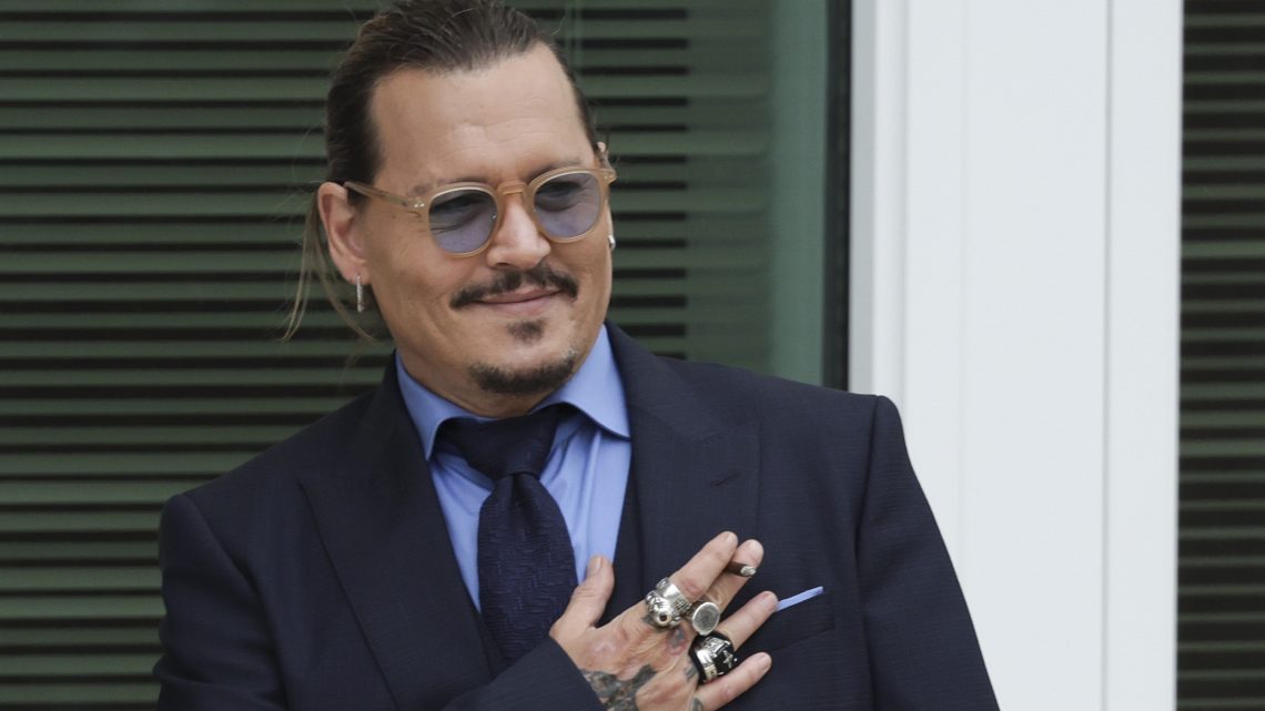 Johnny Depp is Magyarországon forgat | 24.hu