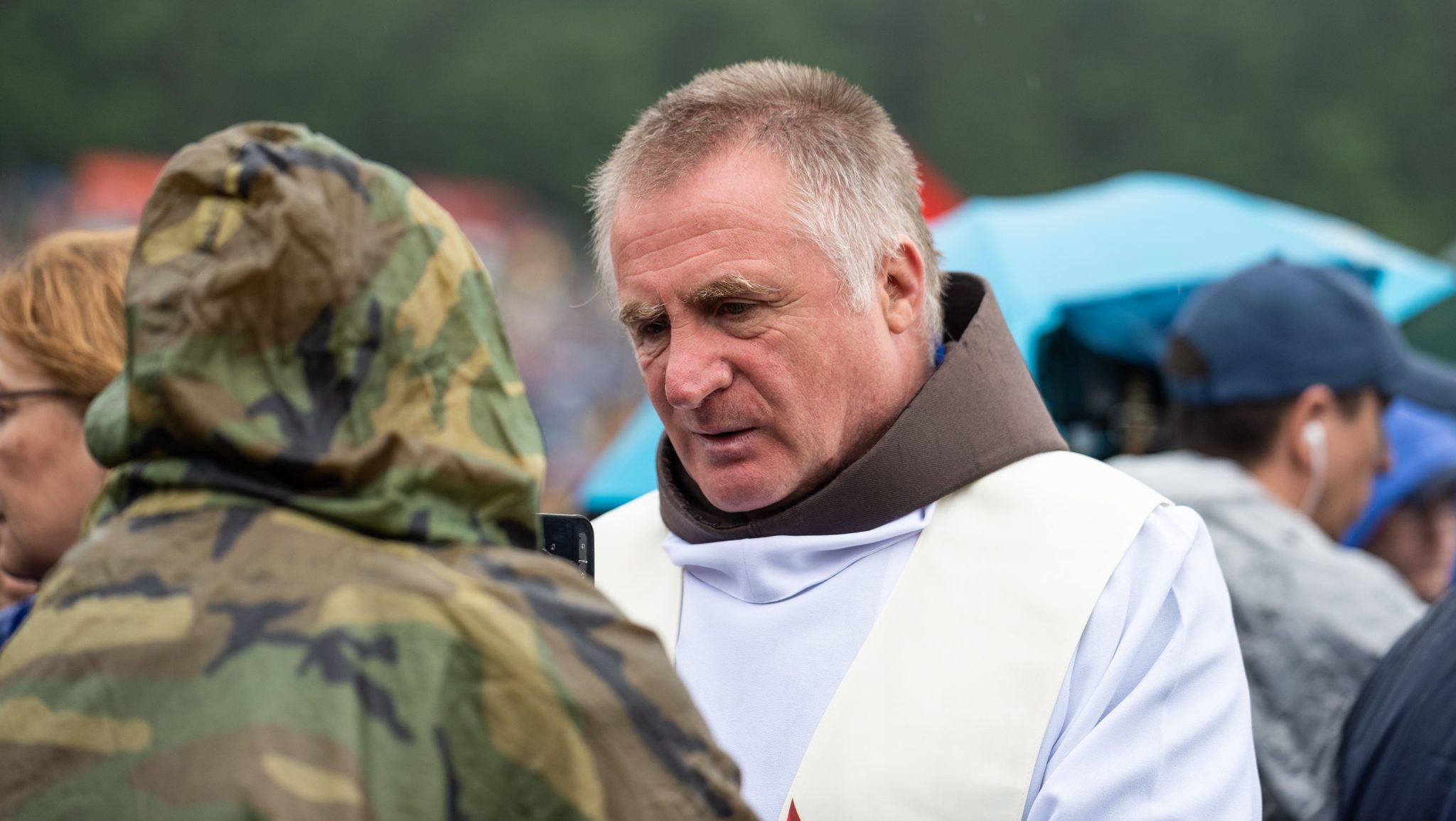 Félbeszakította az interjút és otthagyta a Népszava újságíróját Böjte ...